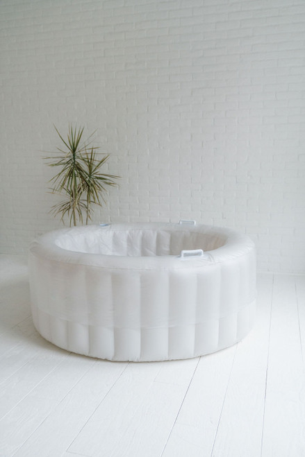 Earthside White Aesthetic Birth Pool