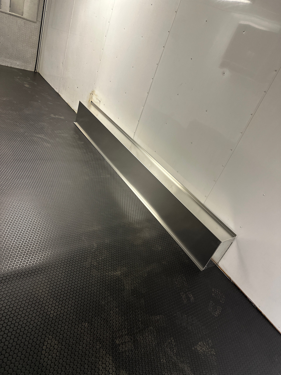 Triple axle wheel-well cover (pair)