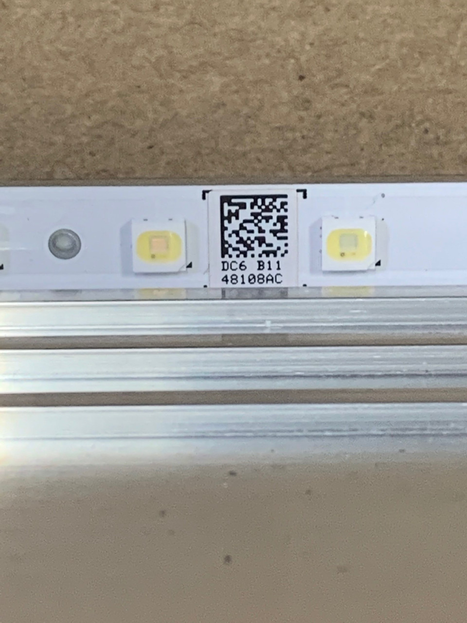 Samsung QN65Q60RAF LED light Bar Set of 2 BN96-48108A - TvPartsGuy.com