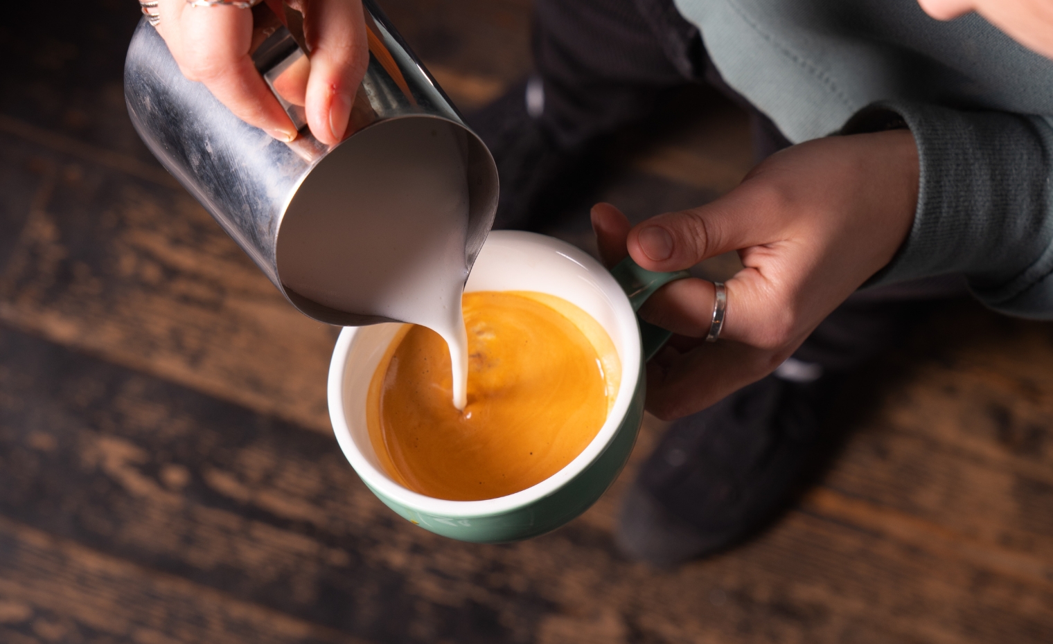 Recycling coffee chaff as a garden compost - Extract Coffee Roasters