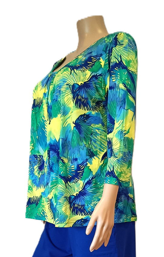 Stacey top 3/4 sleeve - Long Island Clothing Limited