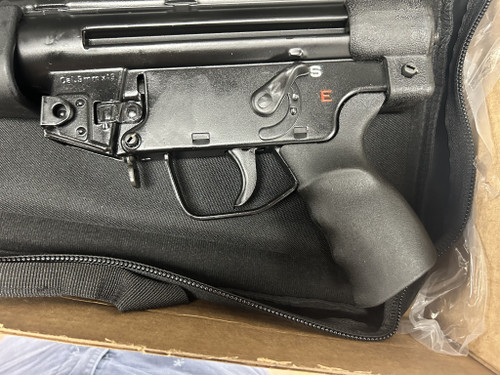 PAKISTAN POF MP5 9MM (FACTORY MP5 MARKED) W/ 2X 30RD MAG AND CLEANING KIT