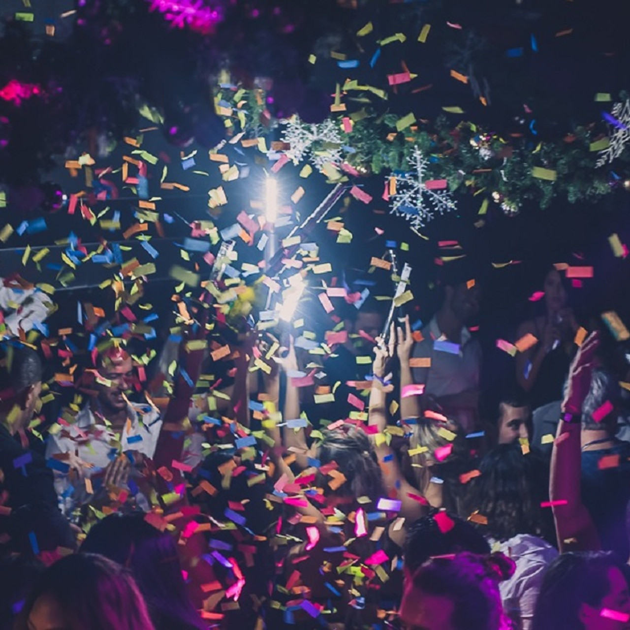 Handheld Confetti Cannons Multi Color (24 inch) - Nightlife Supplier