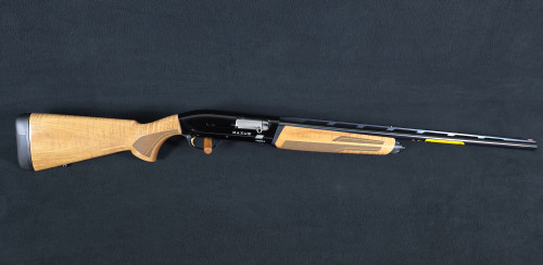 Browning Maxus II Hunter Maple 12ga 28"- Ref# 3588 - Clay Shooters Supply
