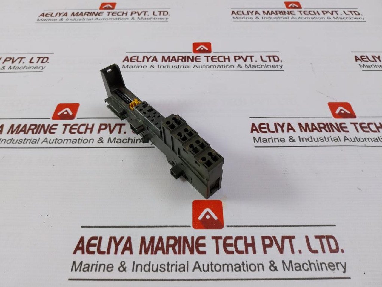 Siemens 6Es7 193-4Cb20-0Aa0 Terminal Module A1 Tm-e15S24-01