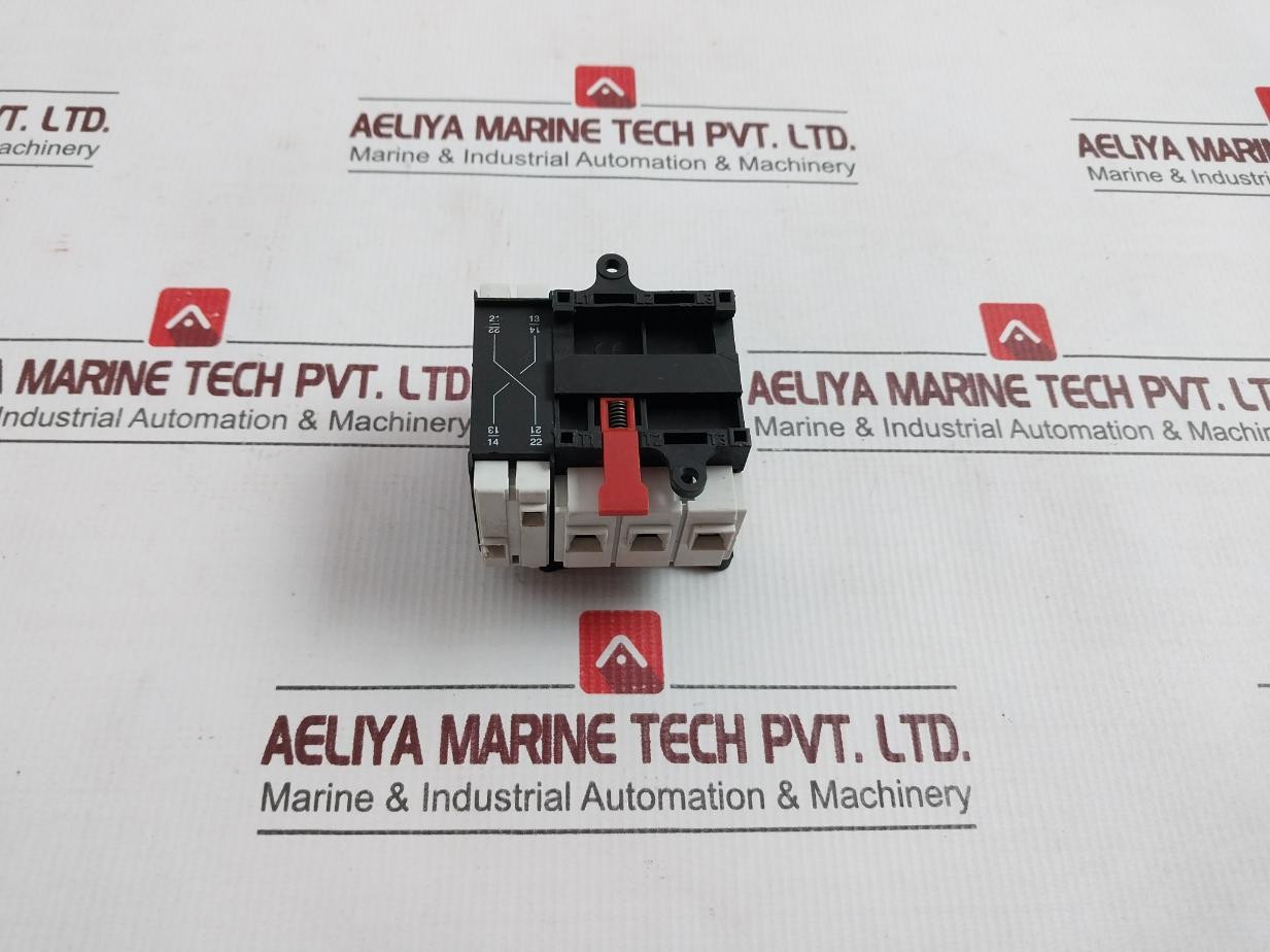 Schneider Electric V 0 Load Break Switch 3R1140