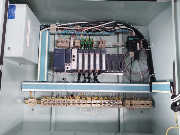 Whessoe 01761-12-2100 Cargo Tank Float Gauge Plc W/ Cabinet Rev A 100 ...