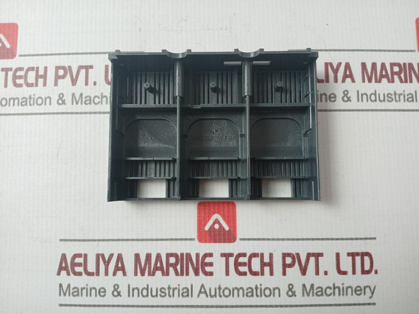 Schneider Electric Lv429515 1 3P Short Terminal Shield Compact Nsx100-250