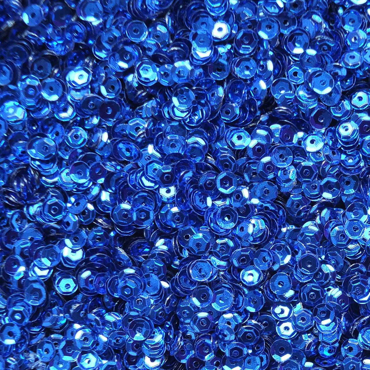 4mm Cup Sequins Royal Blue Metallic - SequinsUSA