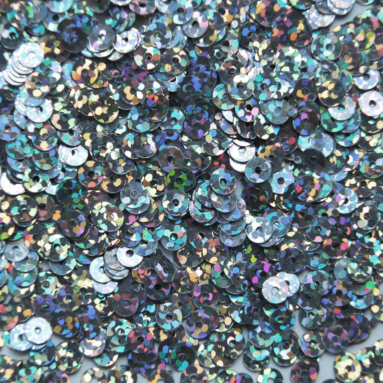 4mm Sequins Silver Hologram Glitter Sparkle Metallic - SequinsUSA