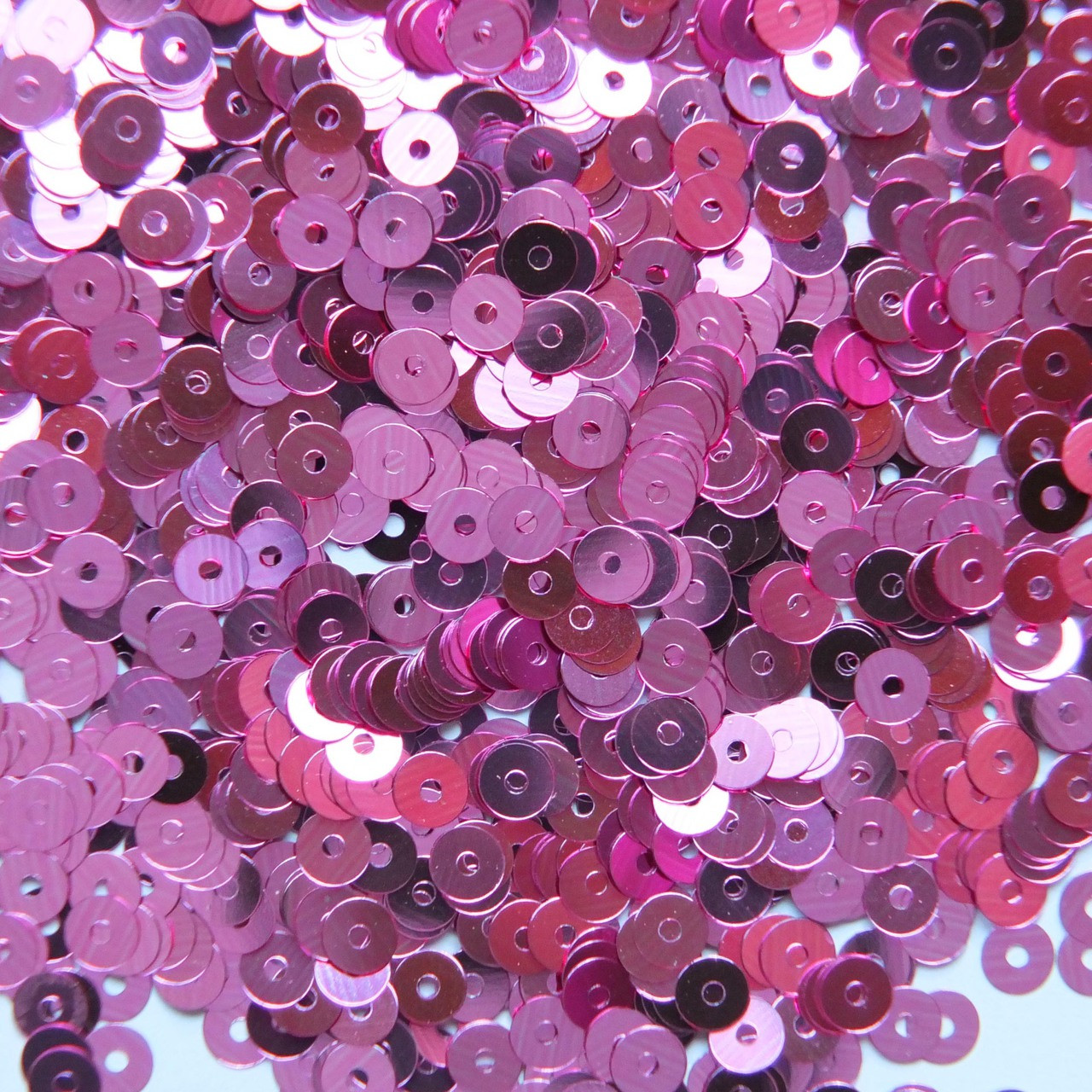 4mm Sequins Hot Pink Metallic - SequinsUSA