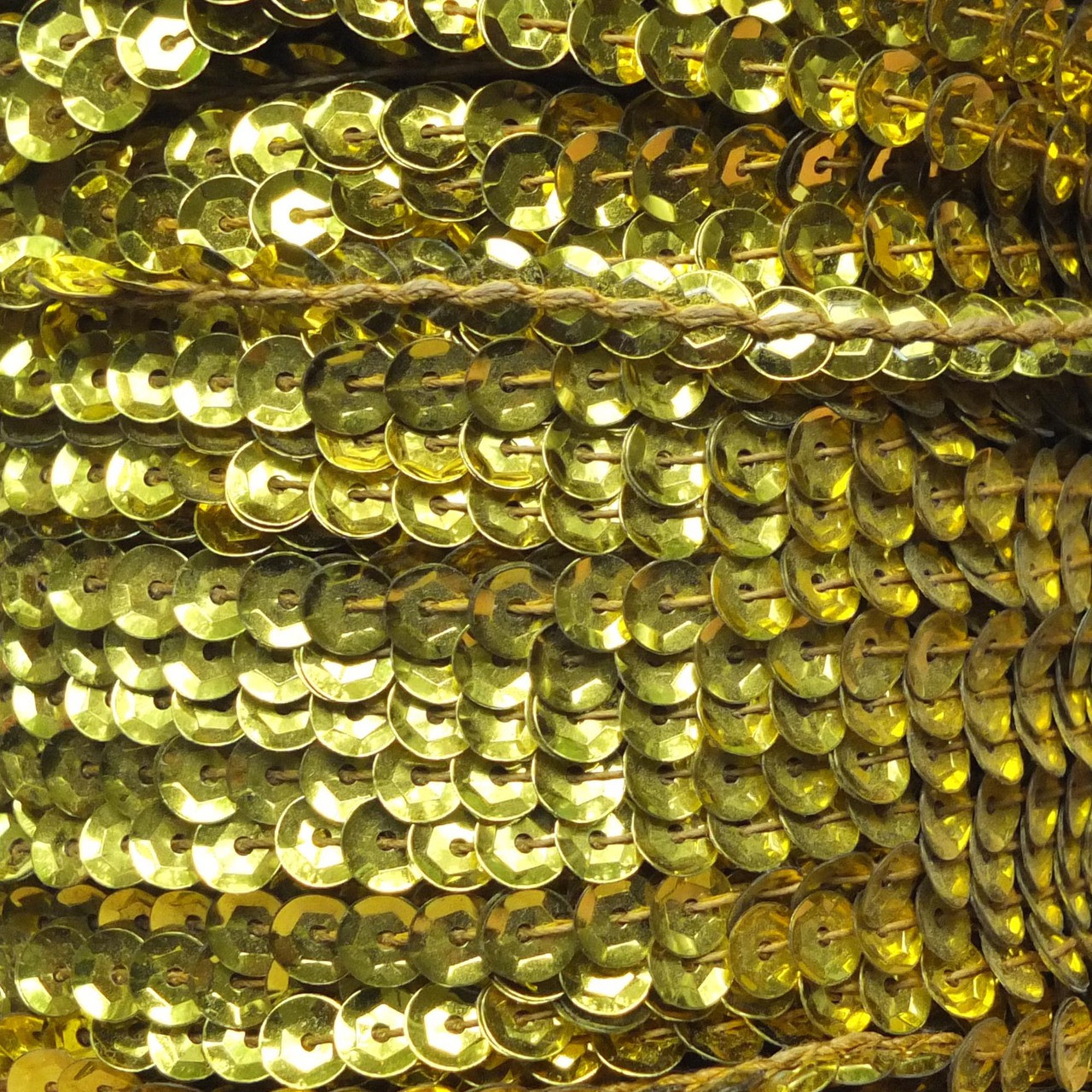 Sequin Trim 5mm Cup Yellow Metallic - SequinsUSA