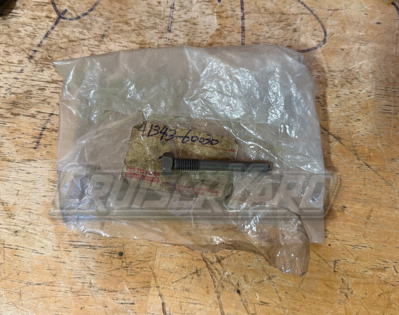 New Toyota Land Cruiser FJ62 FZJ80 OEM Rear Differential Pinion Bolt ...
