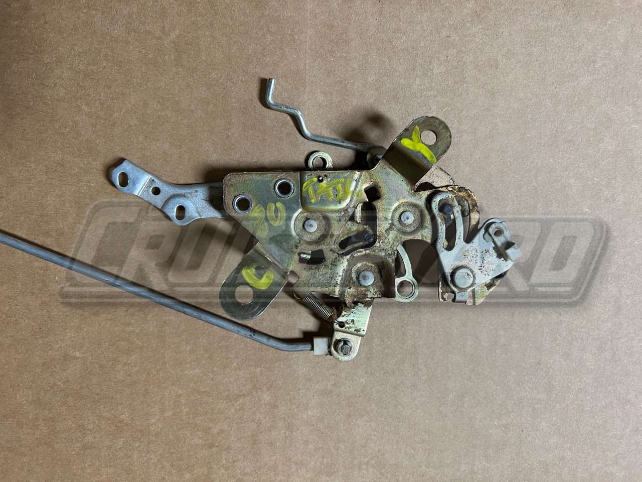 Toyota Land Cruiser FJ80 FZJ80 Back Door Lock Control 69790-60060