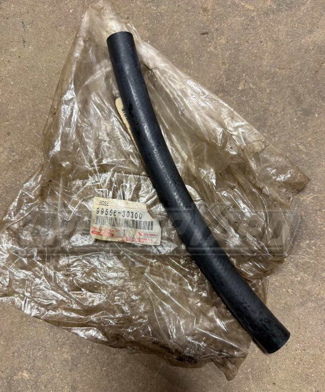 Toyota Land Cruiser NOS Water Hose 99556-30300