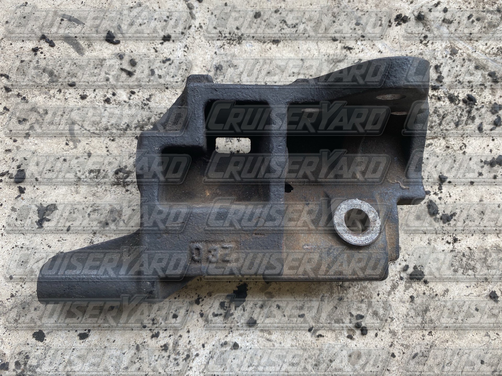 Toyota Land Cruiser FJ80 3FE Alternator Bracket 12511-61061 - CruiserYard