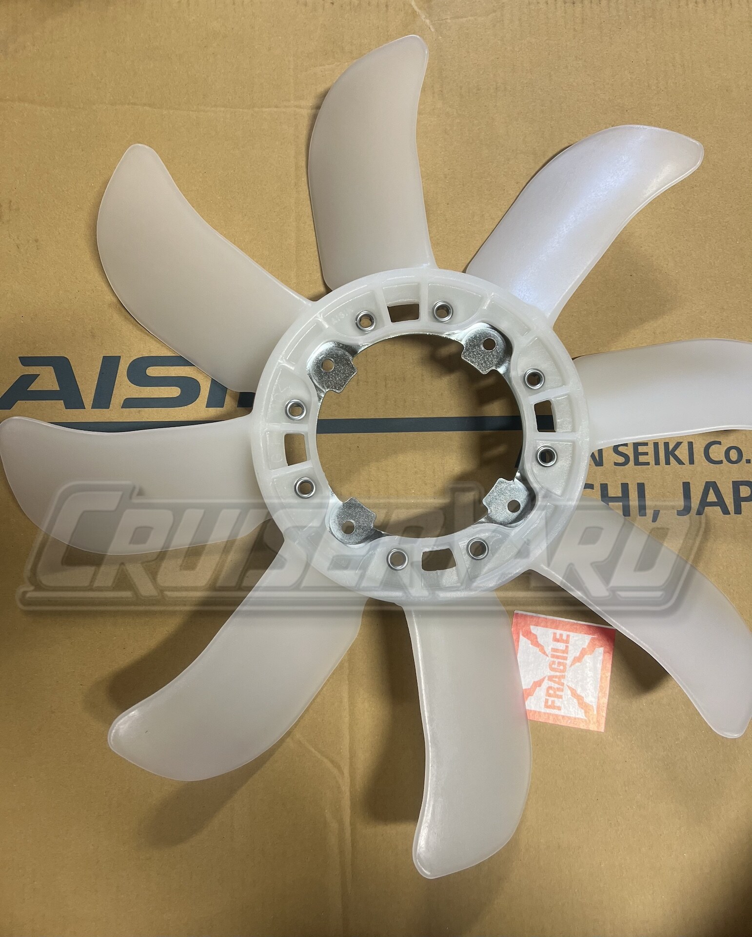 New OEM Toyota Land Cruiser FZJ80 Aisin Fan Blade 16361-66020