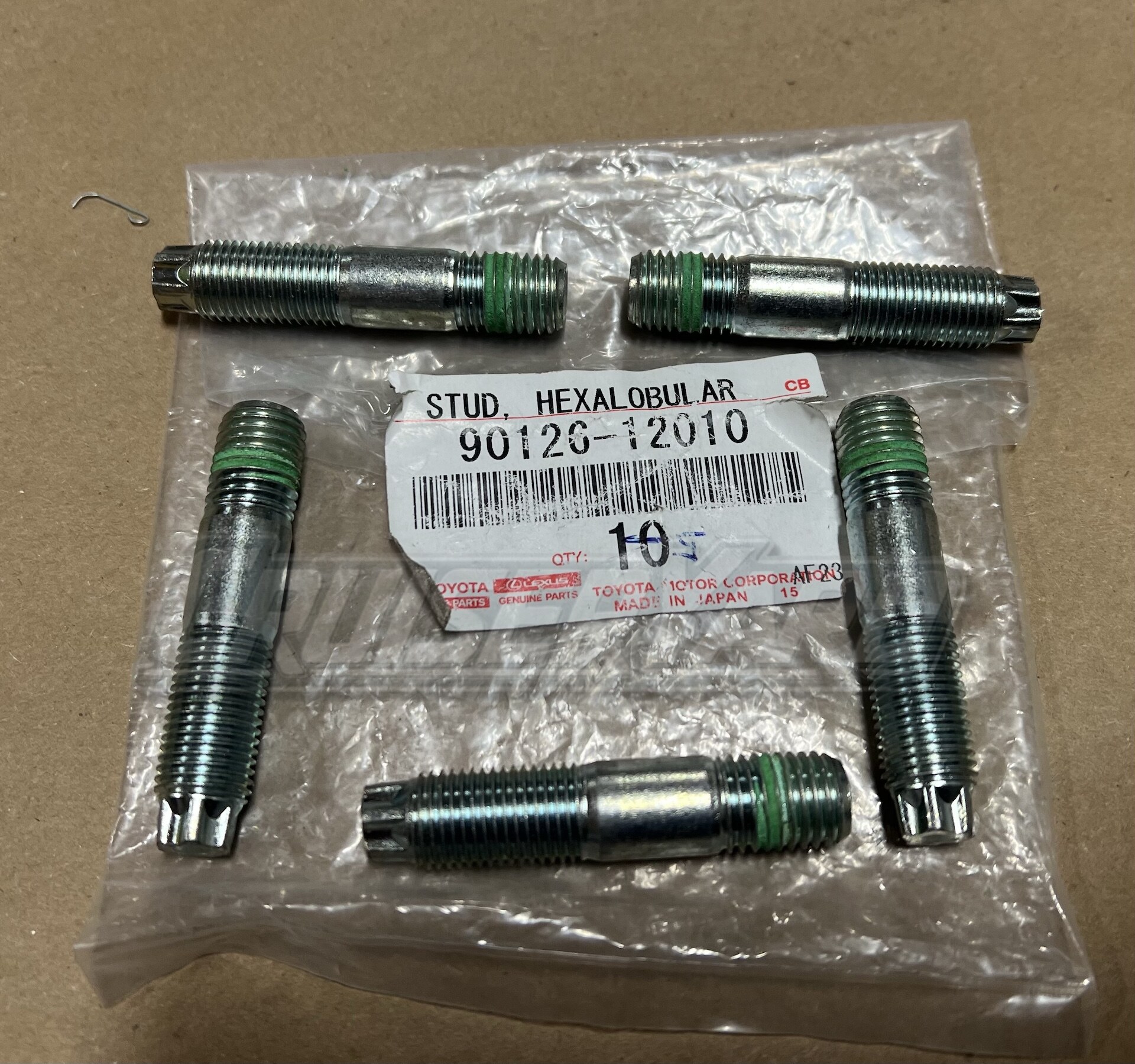 New Toyota Land Cruiser Set of 5 OEM Steering Stud Bolt 90126-12010