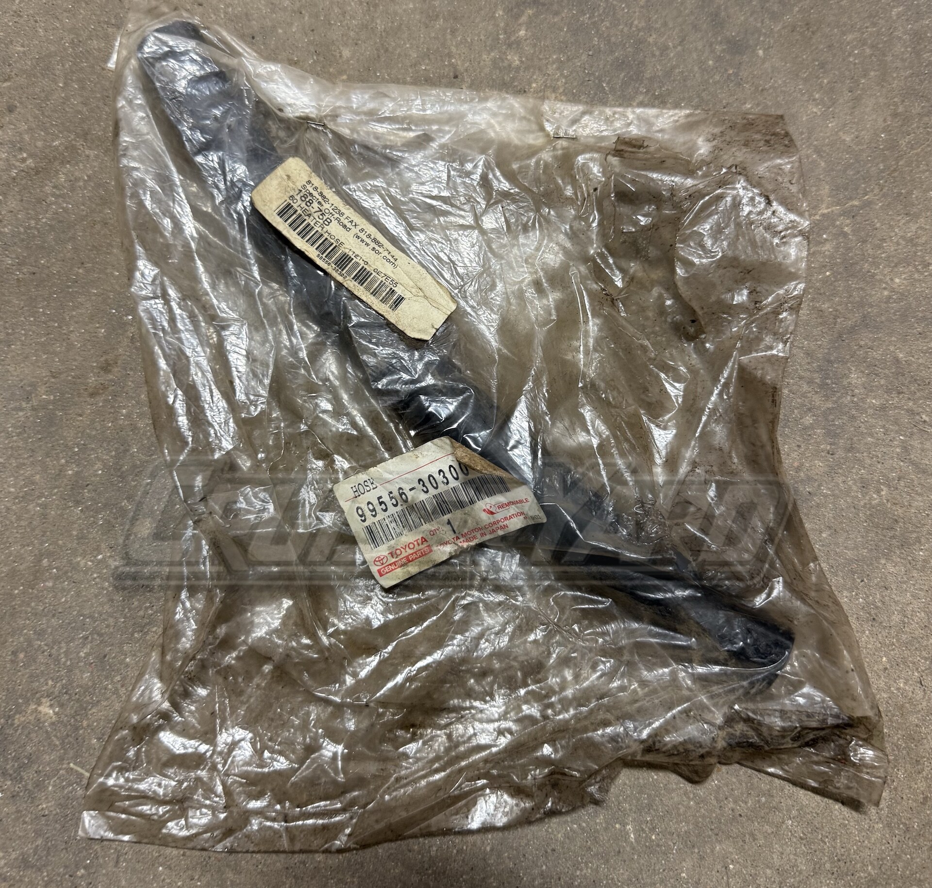 Toyota Land Cruiser NOS Water Hose 99556-30300