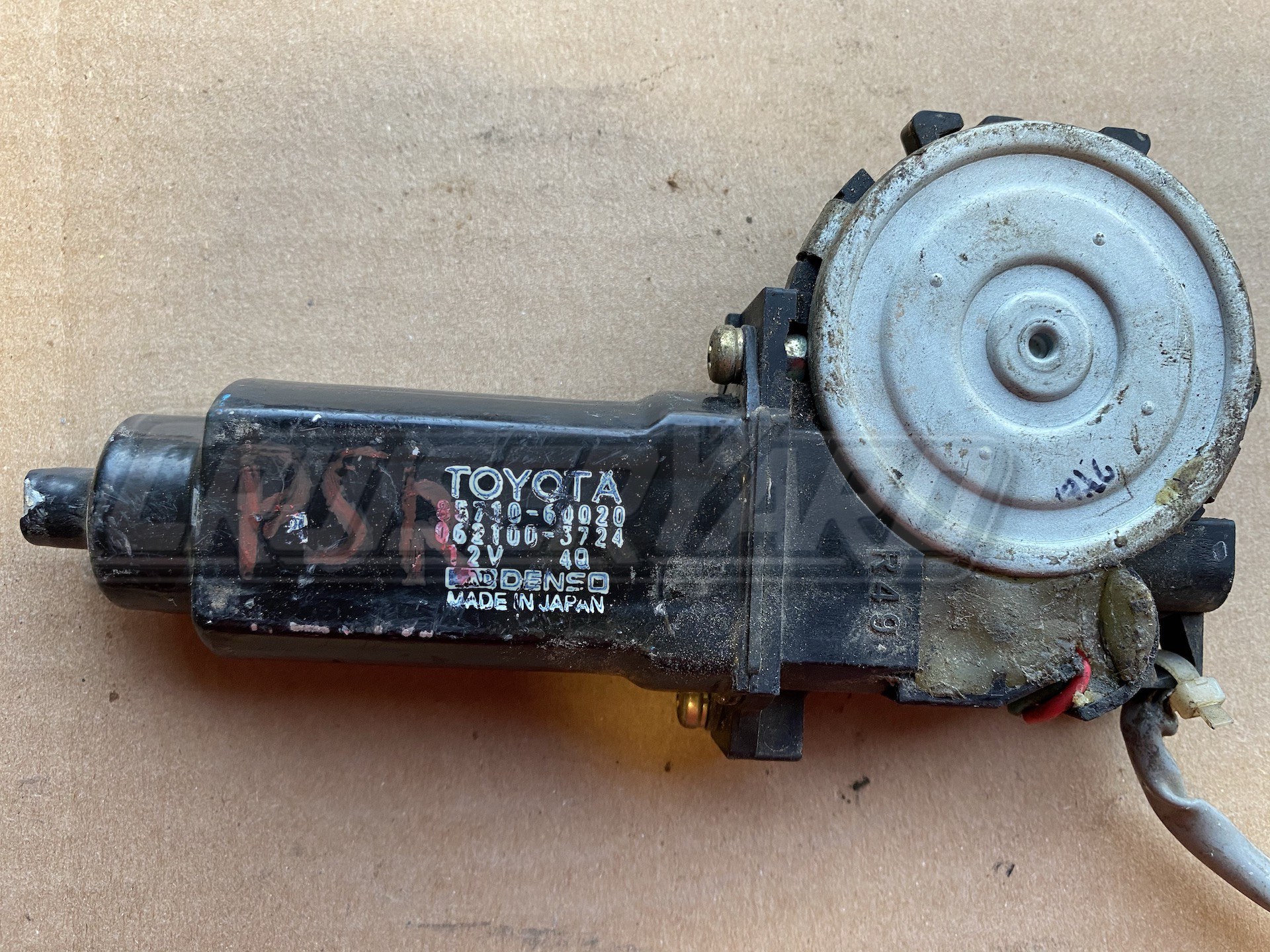 Toyota Land Cruiser FJ80 FZJ80 OEM Right Rear Window Motor 85710-60020 ...