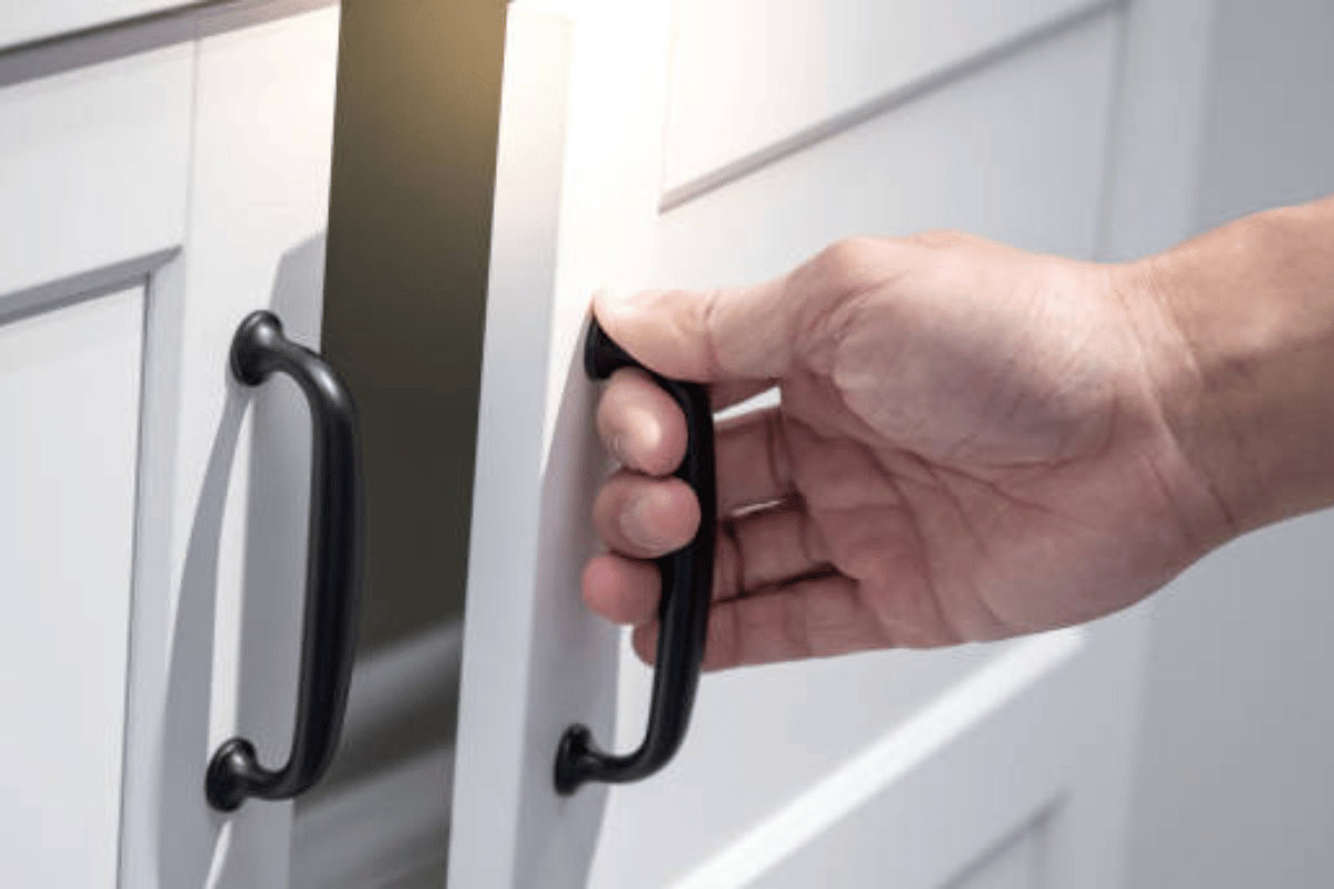 How to Fix a Warped Cabinet Door - Cabinetdoors.com
