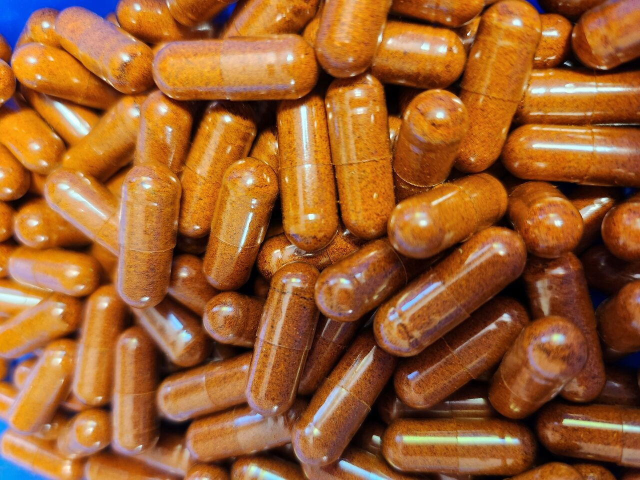 Cayenne Fruit Pepper Powder Capsules 300 Ct - Made Fresh On Demand ...