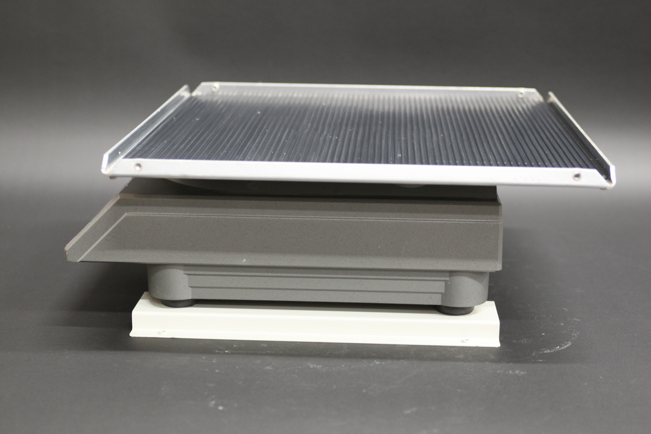 Lab-Line Titer Shaker Table Model 4626-ICE