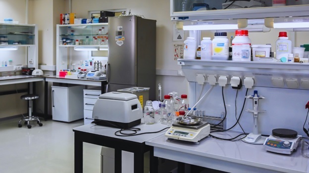 5 Tips for Building a Successful DIY Chemistry Lab - HiTechTrader.com