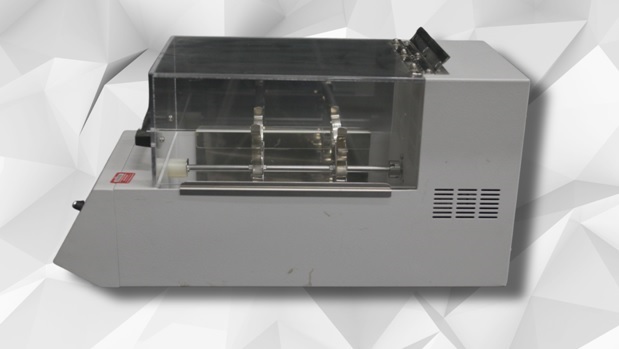 Optimize Your Lab Setup with Lab Line Incubators - HiTechTrader.com