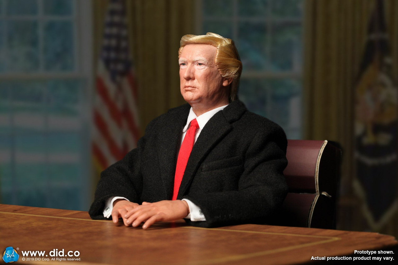 DID (AP003) 1/6 Scale Donald Trump 2020 Figure