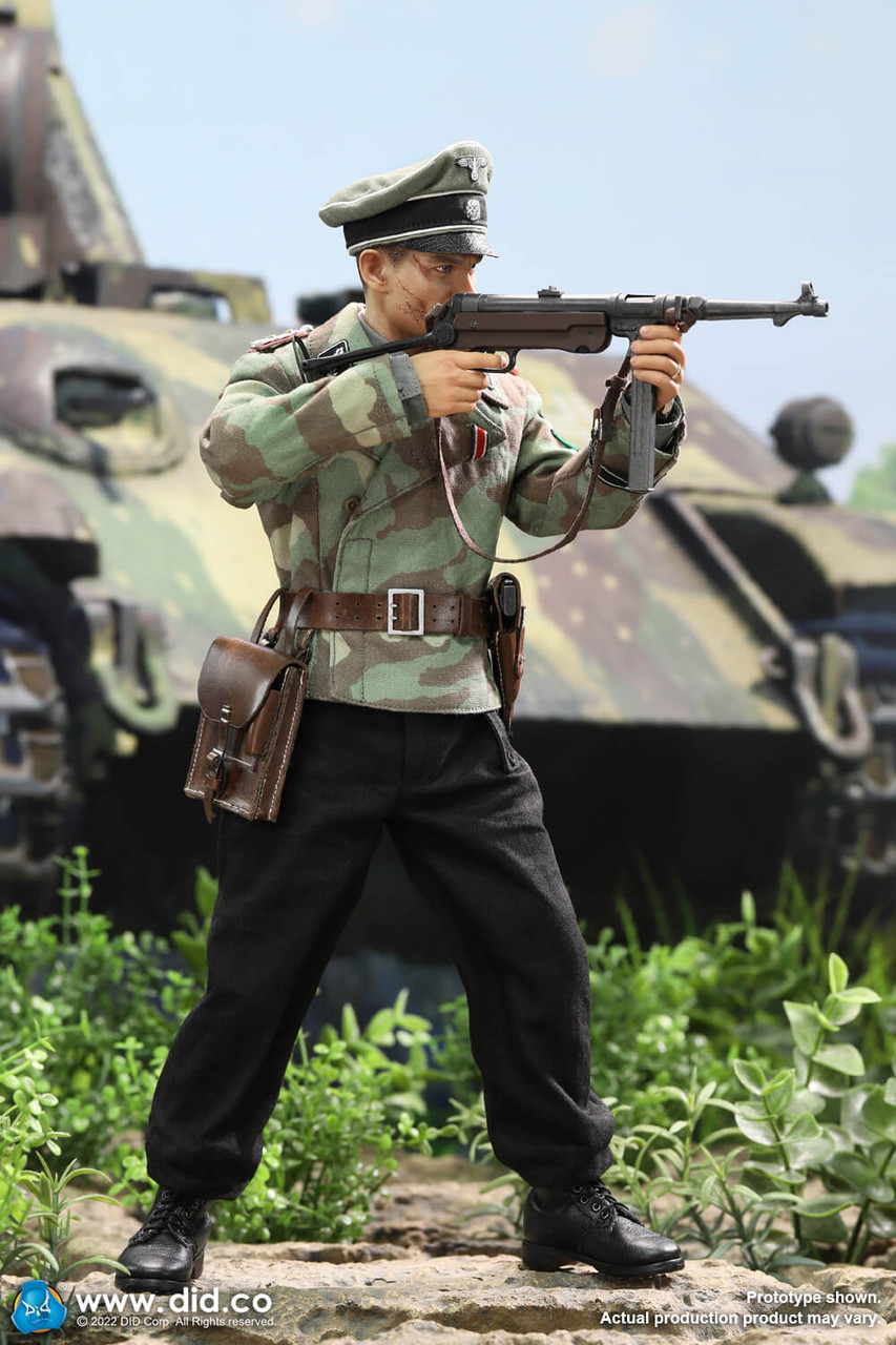 DID (D80160) 1/6 Scale WWII German Panzer Commander – Jager Figure