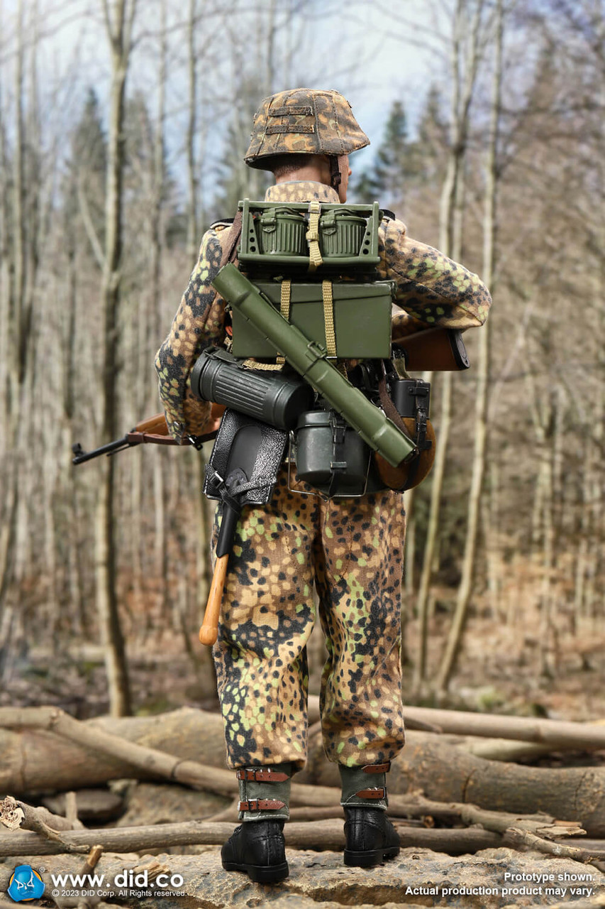 DID (D80171) 1/6 Scale WWII German 12th SS Panzer Division Oberschütze – Lio Figure