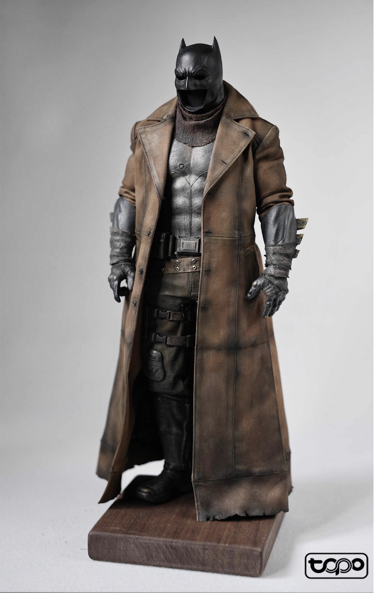 TOPO (TP013) 1/6 Scale BVS Knightmare Coat Set