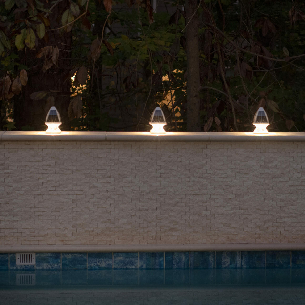 Gama Sonic 143iP2902KIT | Gothic Solar Post Cap Light Kit