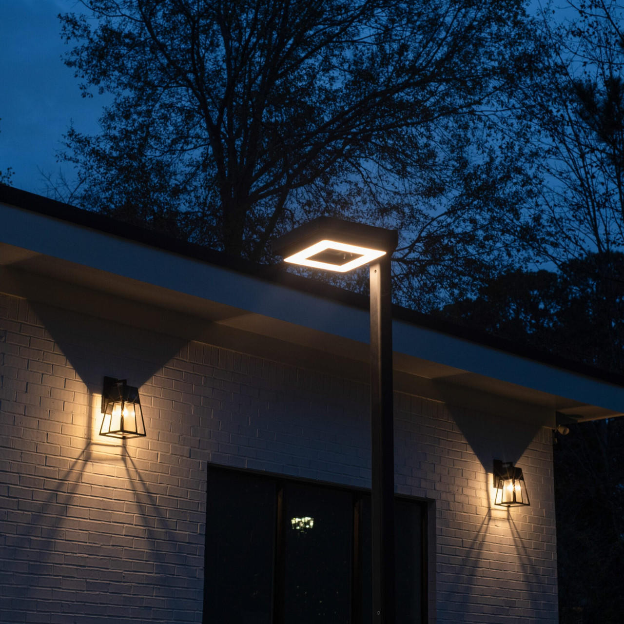Gama Sonic 217i20012 | Contemporary Square Solar Post Light