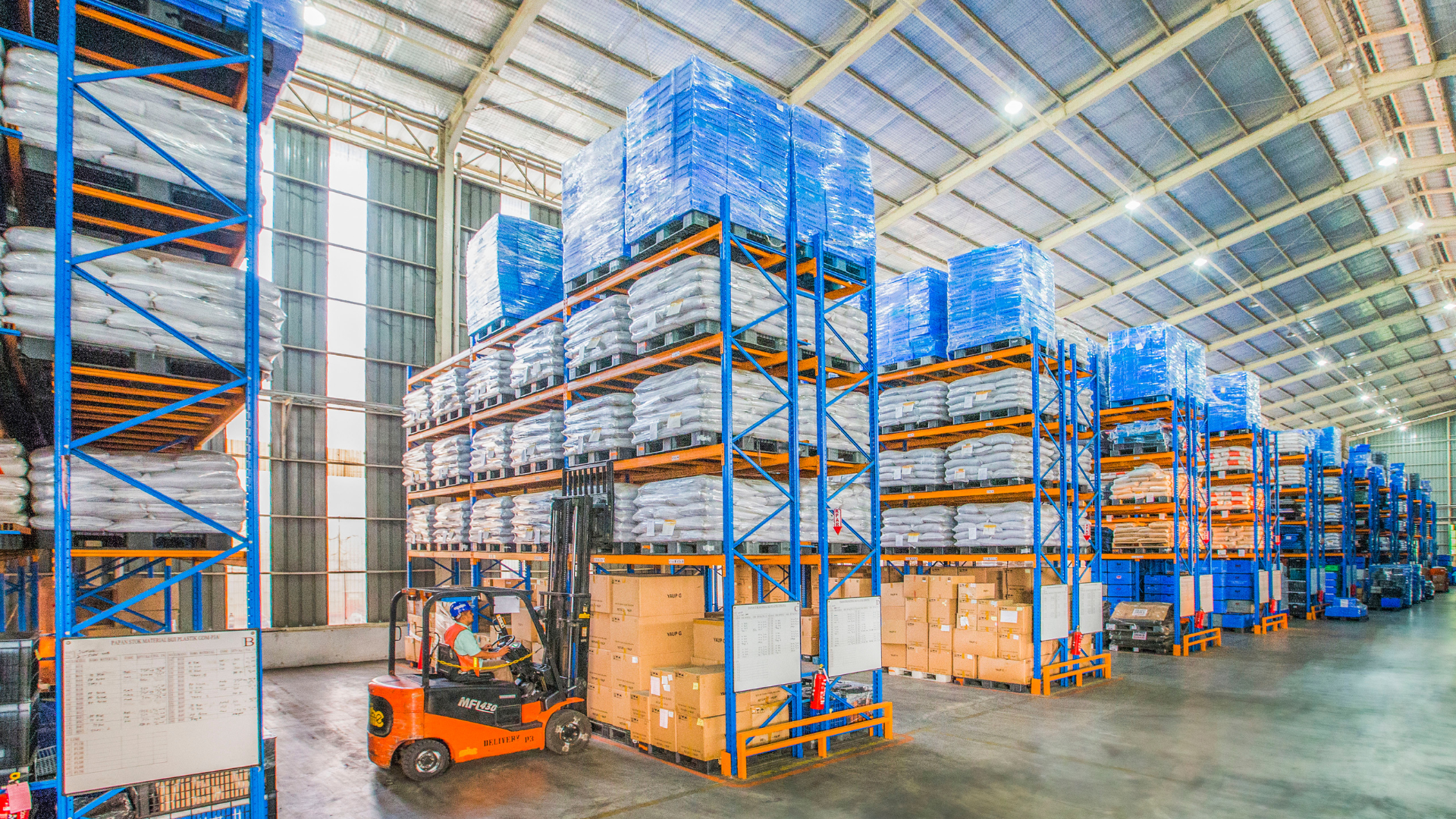 How to Effectively Utilize Your Warehouse Storage Space ...