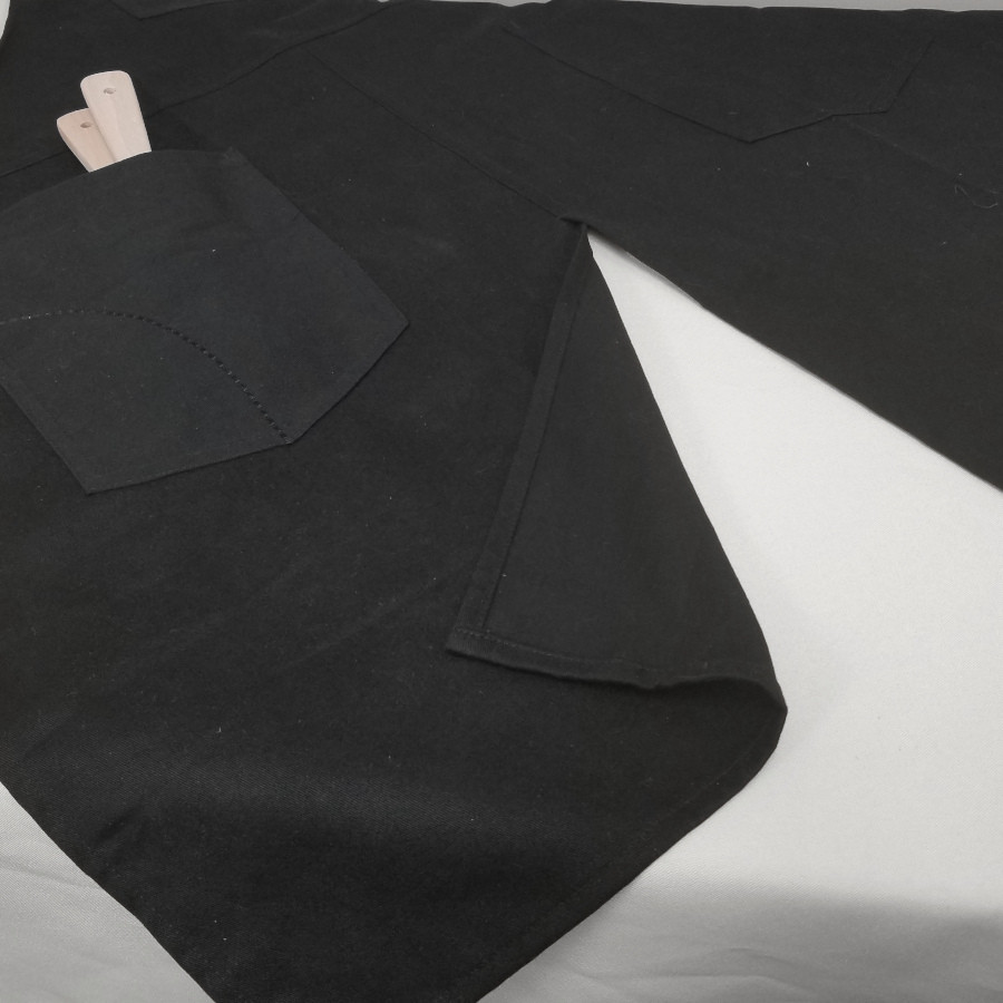 ChefsCloset Black Split Bottom Adjustable Neck Bib Apron - 4 Pockets