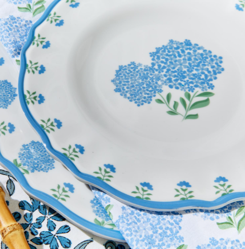 Set of 4 Melamine Hydrangea Dinner Plates