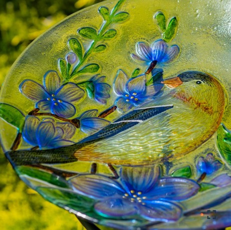 18" Glass Bowl Hand Painted Goldfinch Birdbath with Metal Stand | Zaer ...