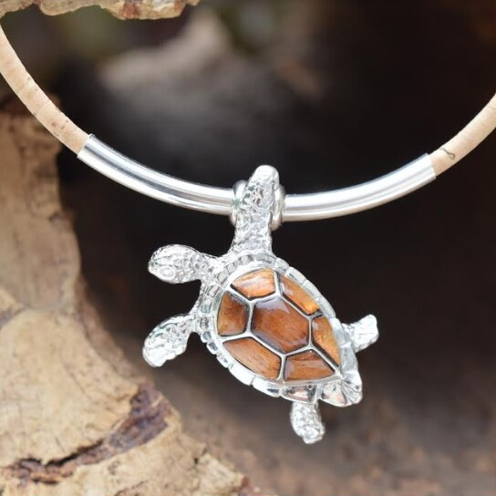 Turtle trails shark necklace store