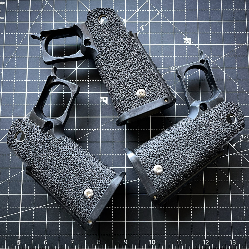 Made to Order Gen 1 STI/Staccato 2011 Grips - Dark Side Precision