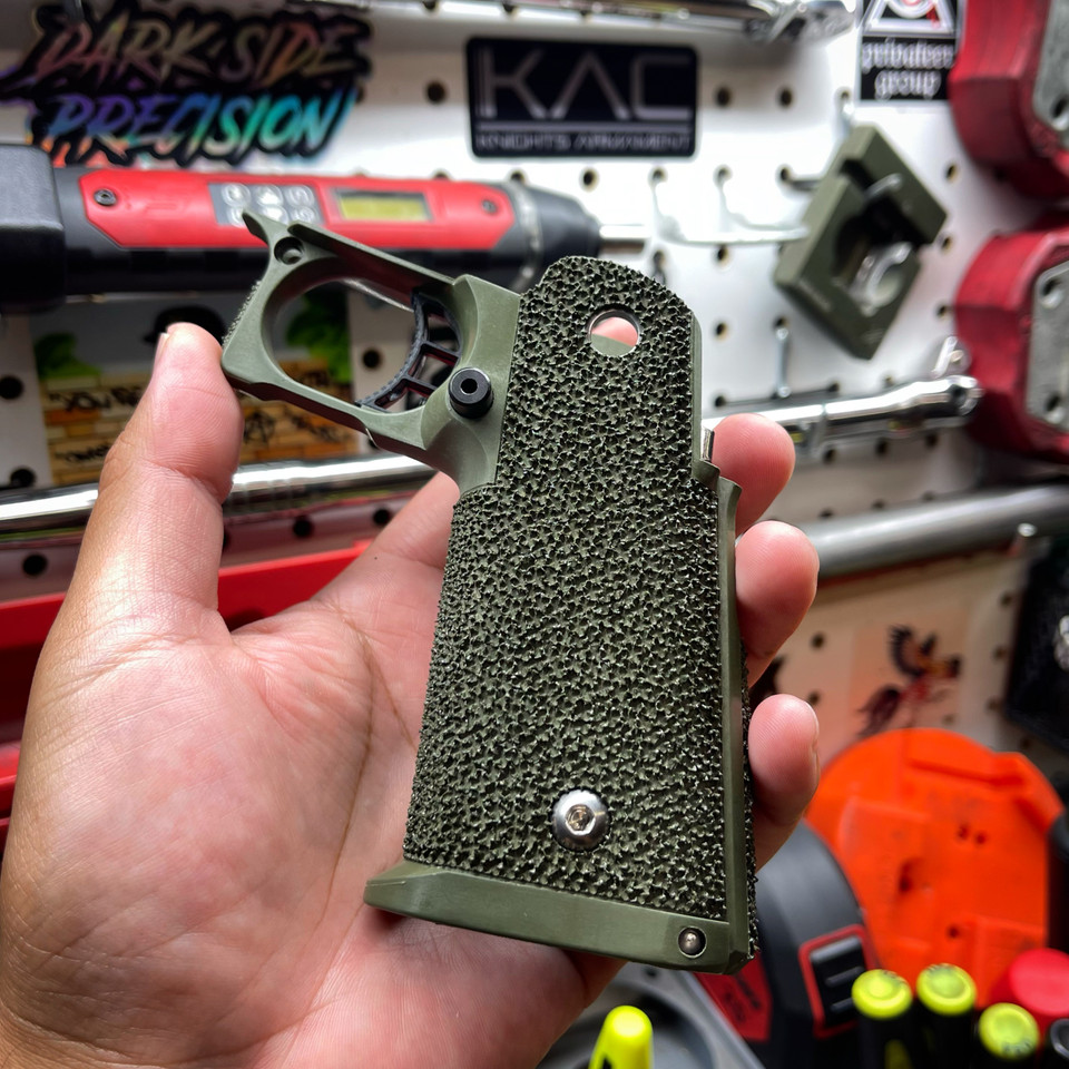 Made to Order Gen 1 STI/Staccato 2011 Grips - Dark Side Precision