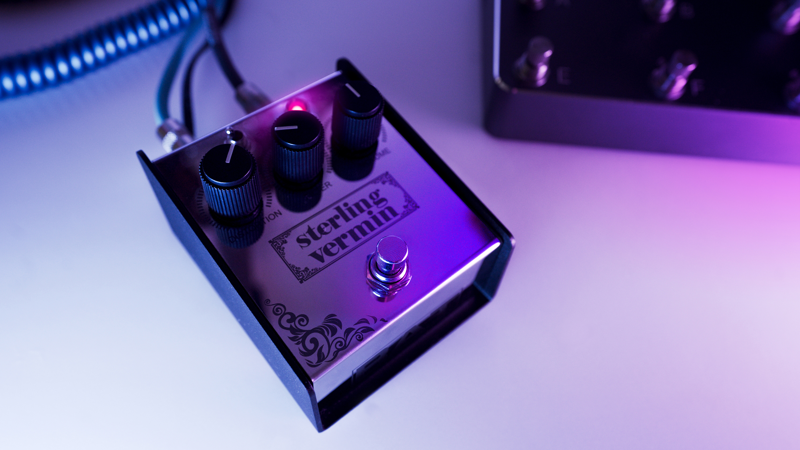 ACT Entertainment Showcases RAT Sterling Vermin Pedal at NAMM 2026 ...