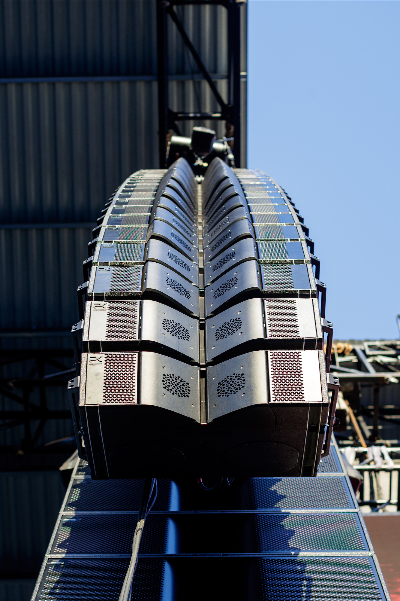 Act Entertainment To Distribute Pk Sound Robotic Line Array Systems