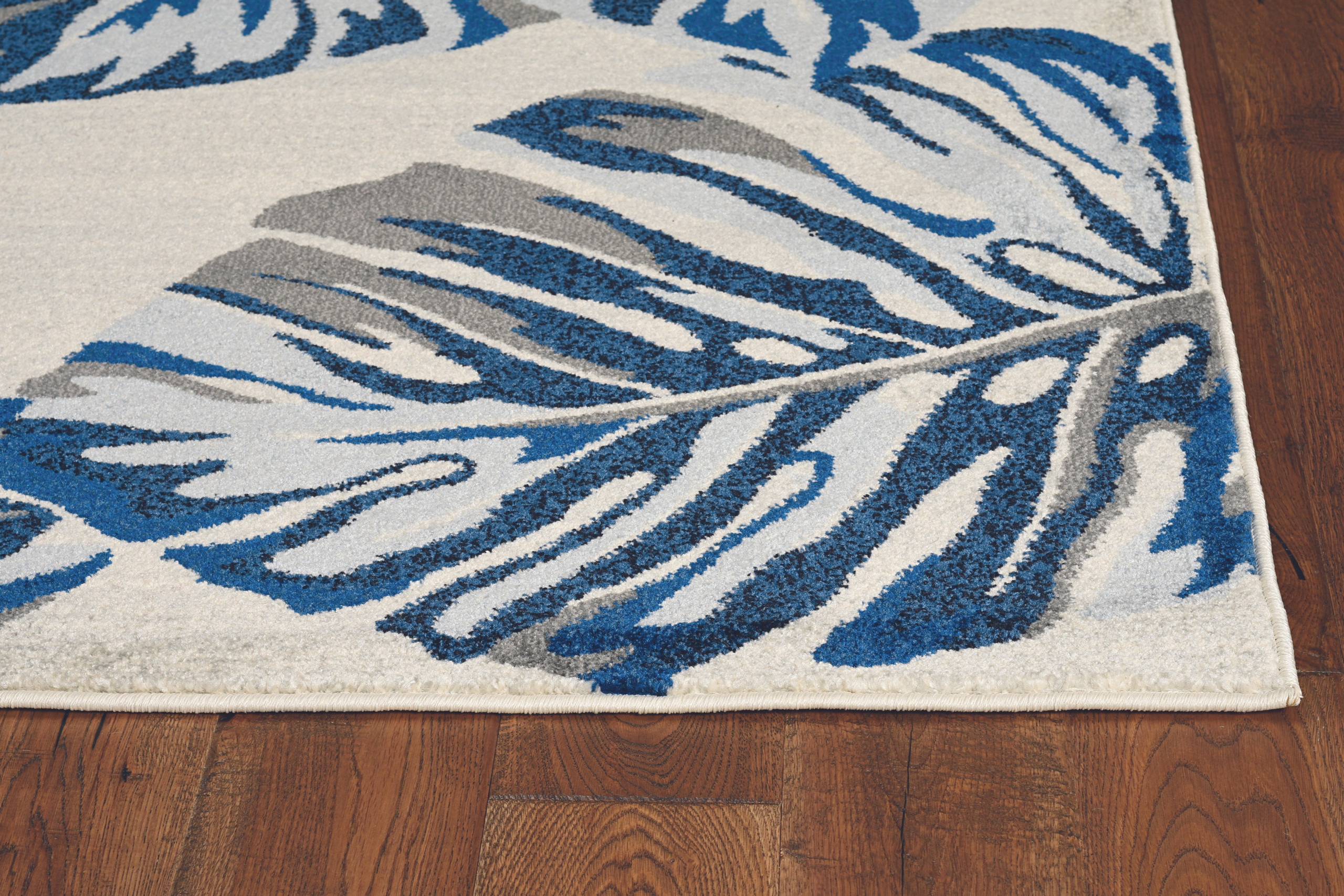 Blue Palms Nassau Retreat Plush Rug | Caron's Beach House