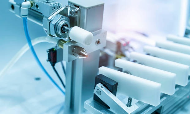 Diverse Industrial Applications of Compressed Air Systems - AVP, Inc.