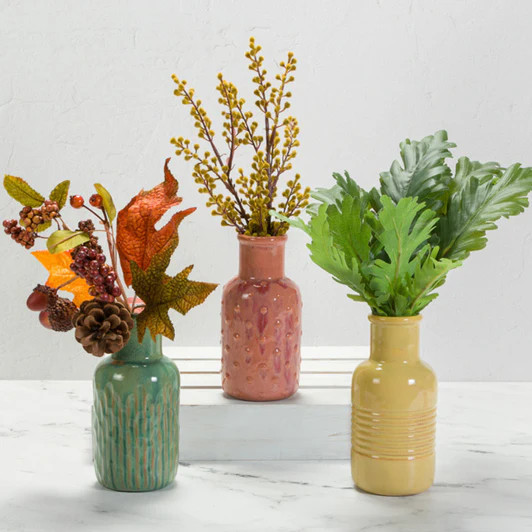 Textured Bud Vases (2 Each Of 3 Designs)/6| Ceramic Arts Canada