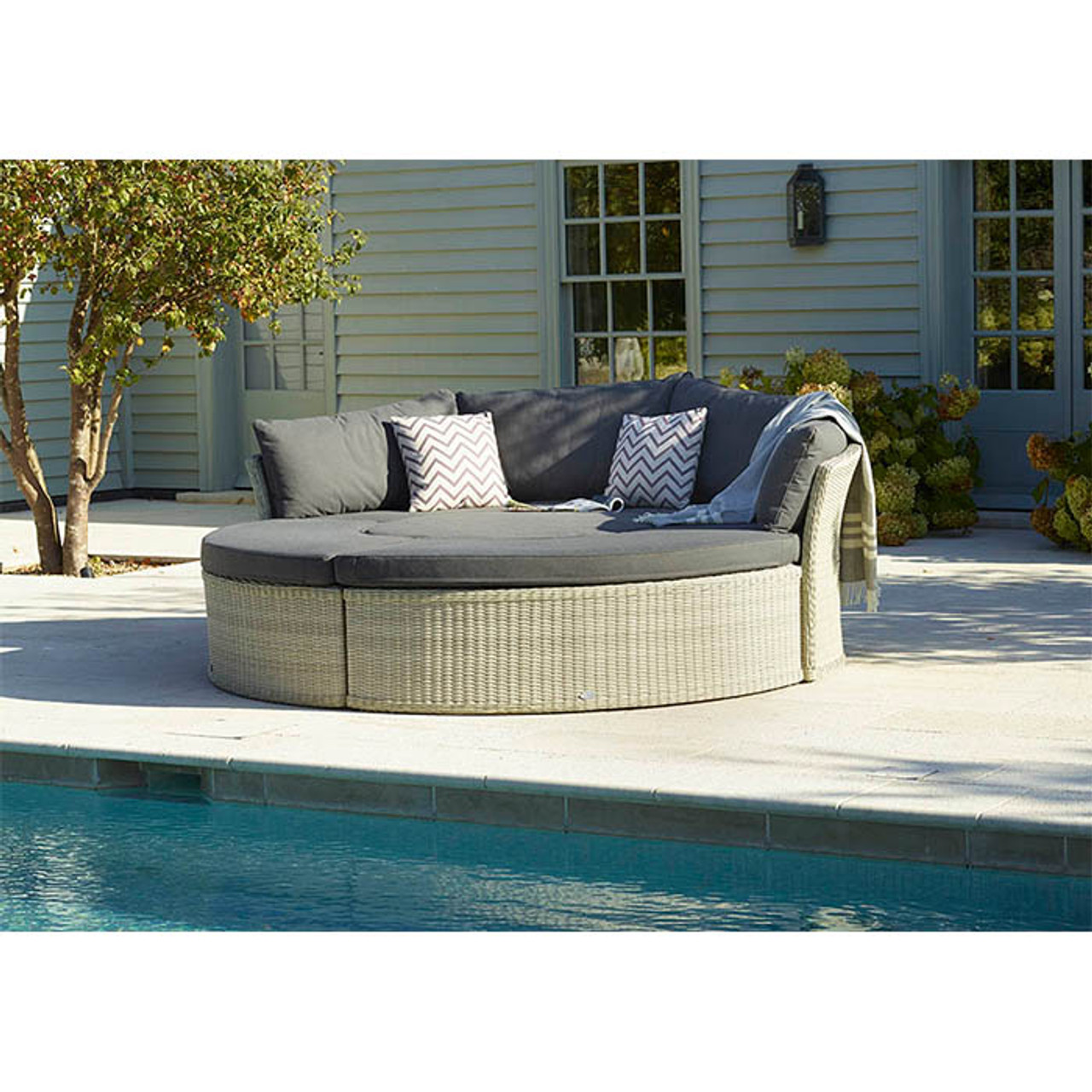 Bramblecrest daybed store