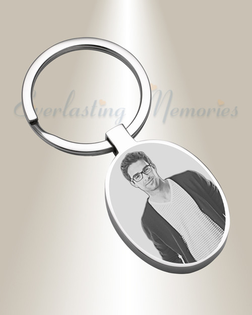 CIRCLE SHAPE STAINLESS STEEL ROUND PHOTO ENGRAVED KEYCHAIN
