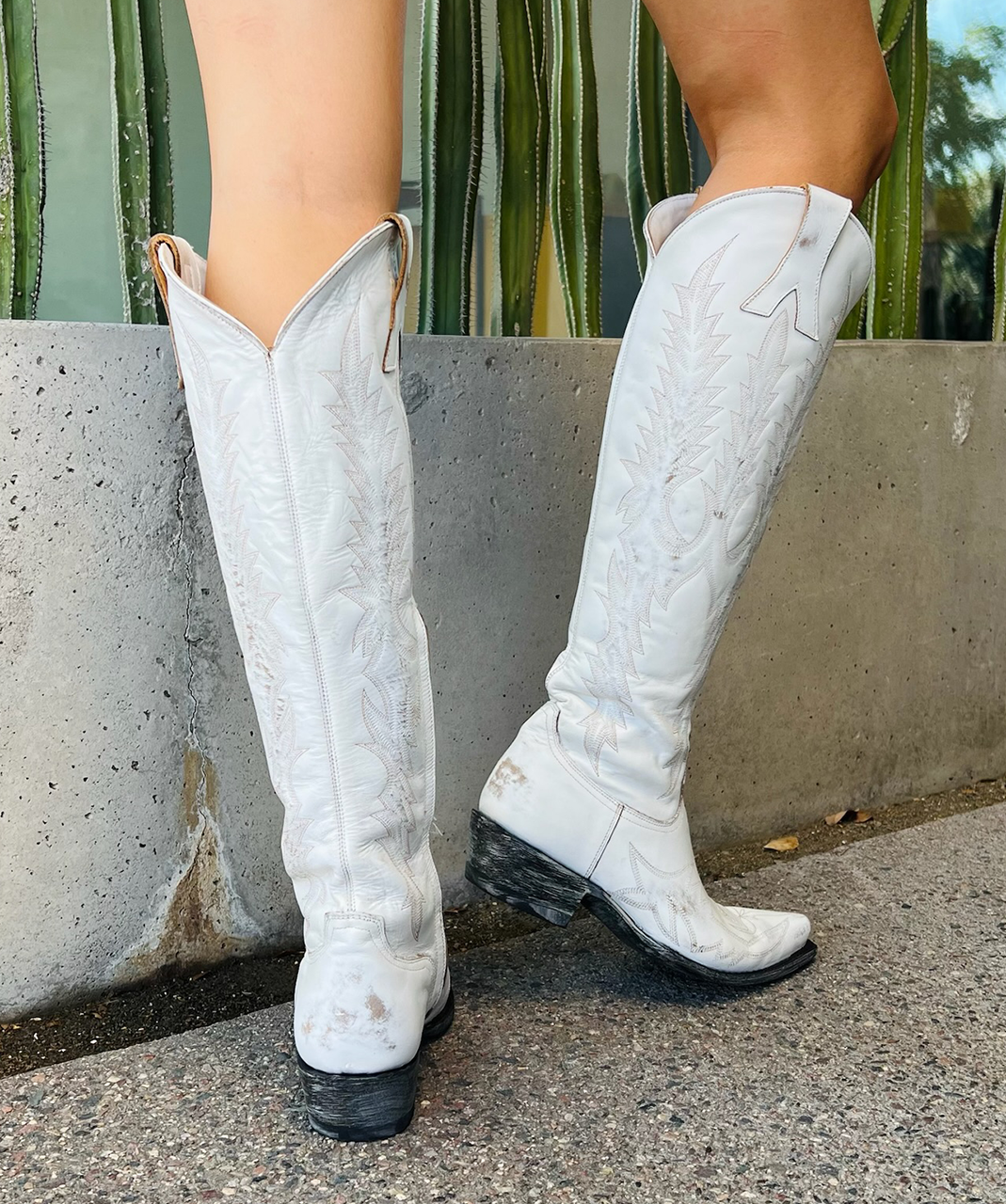 L1213-52 OLD GRINGO MAYRA BIS 18" DISTRESSED WHITE LEATHER BOOTS (SNIP ...